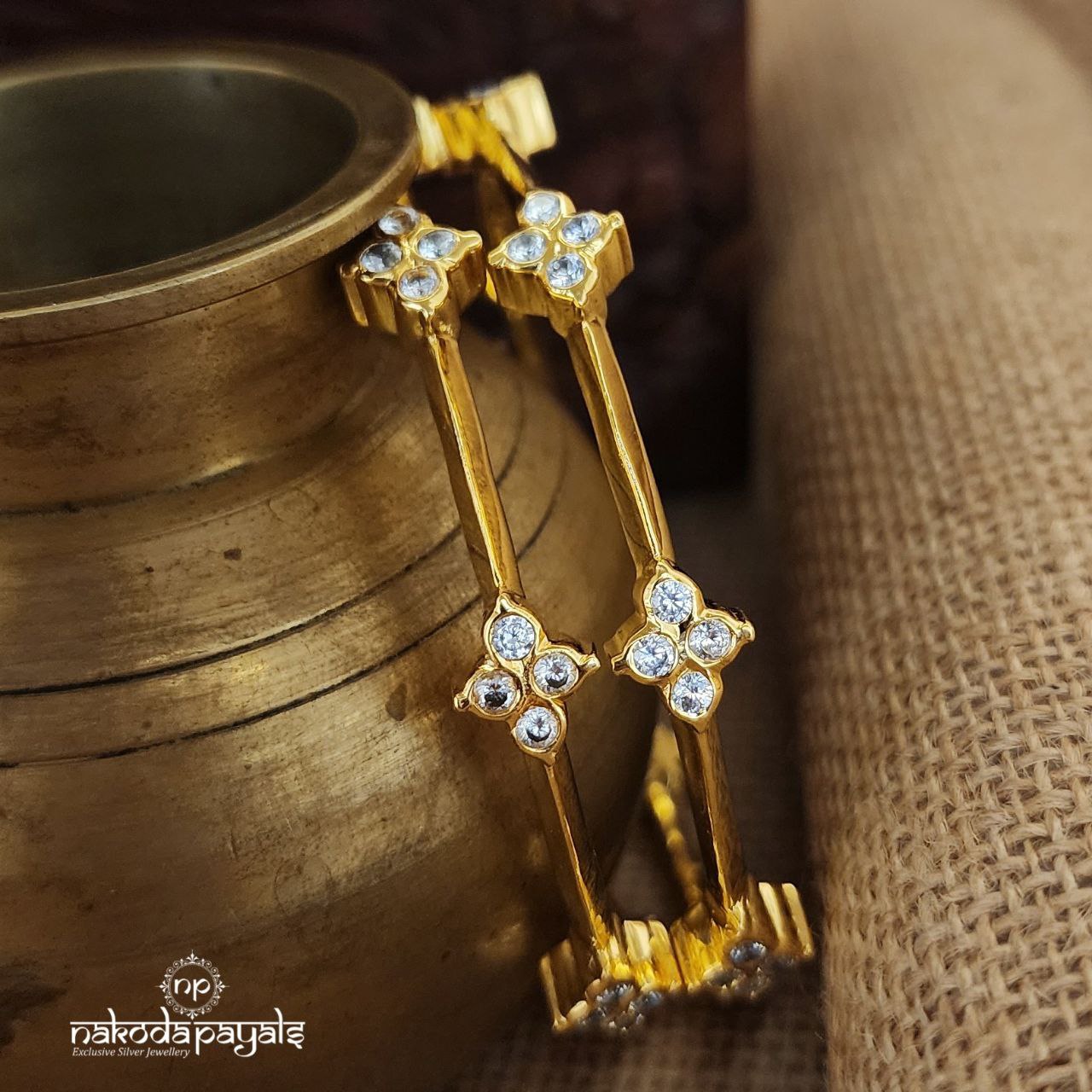 Elegant Gold Aura Bangles (Gk2860) – Nakoda Payals