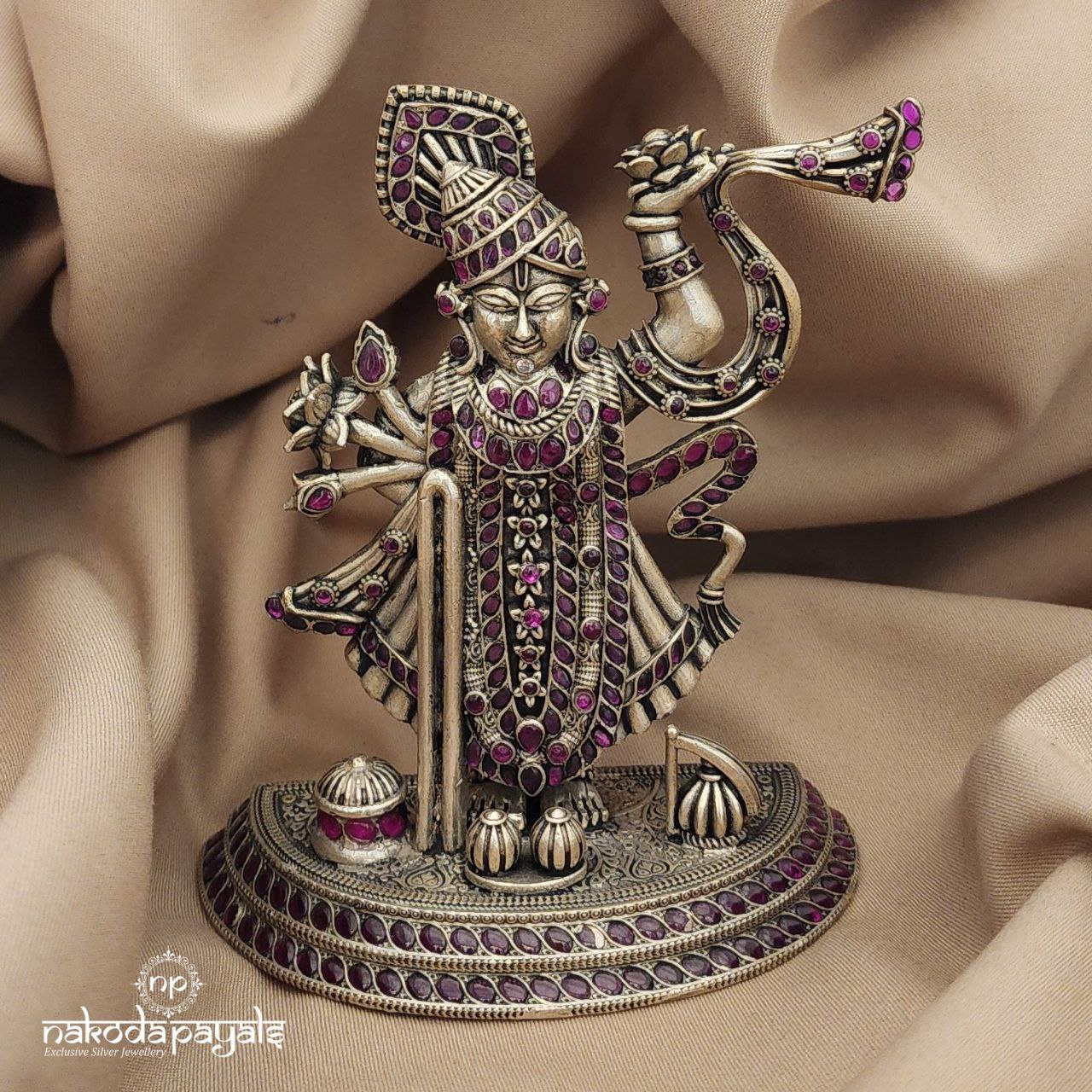 Handcrafted Sreenath Ji Idol (Aa0726) – Nakoda Payals