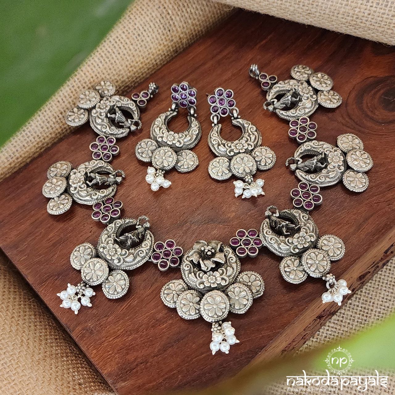 Moon And Flower Short Neckpiece With Earrings (N9945) – Nakoda Payals