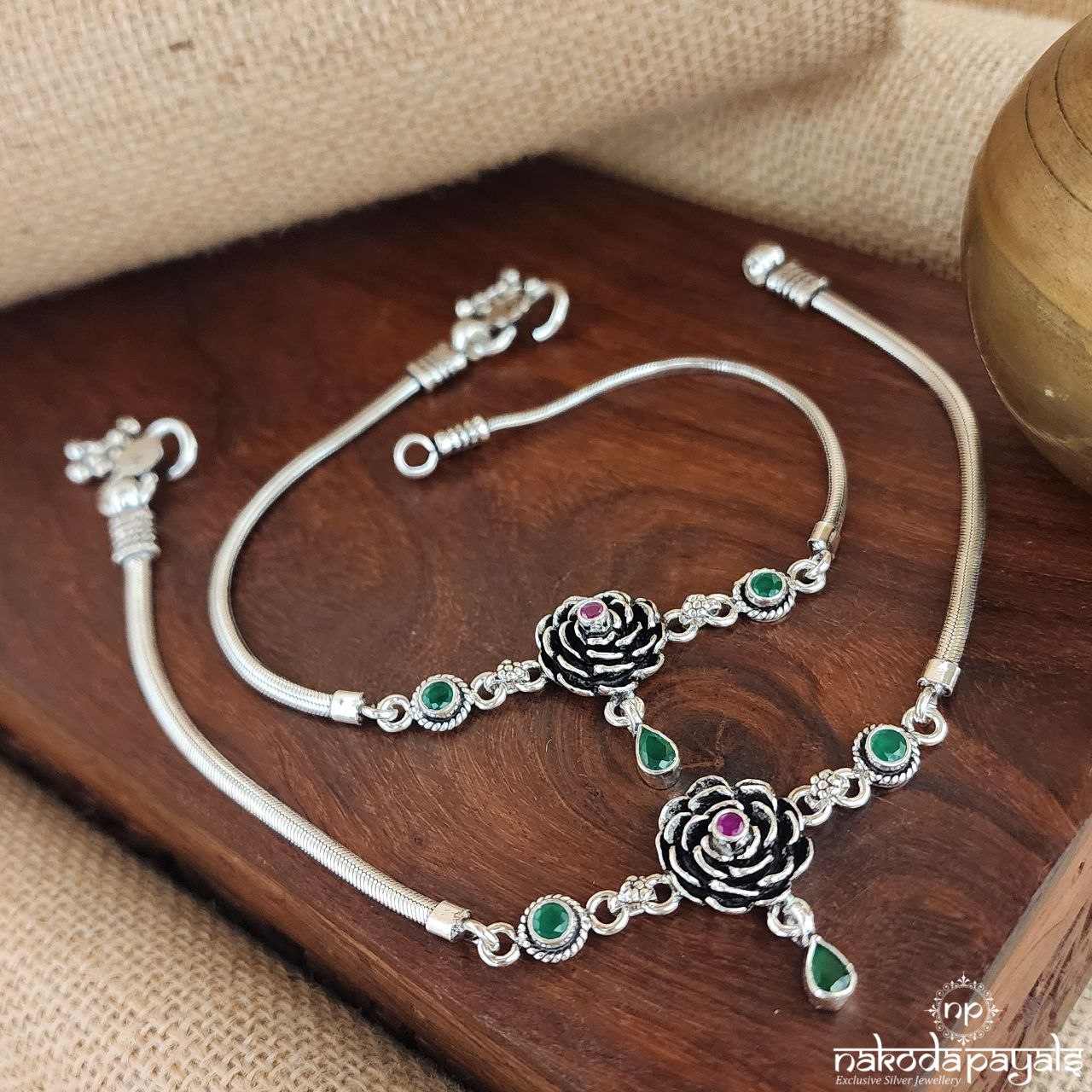 Green Drop Flower Anklets (A5978) – Nakoda Payals