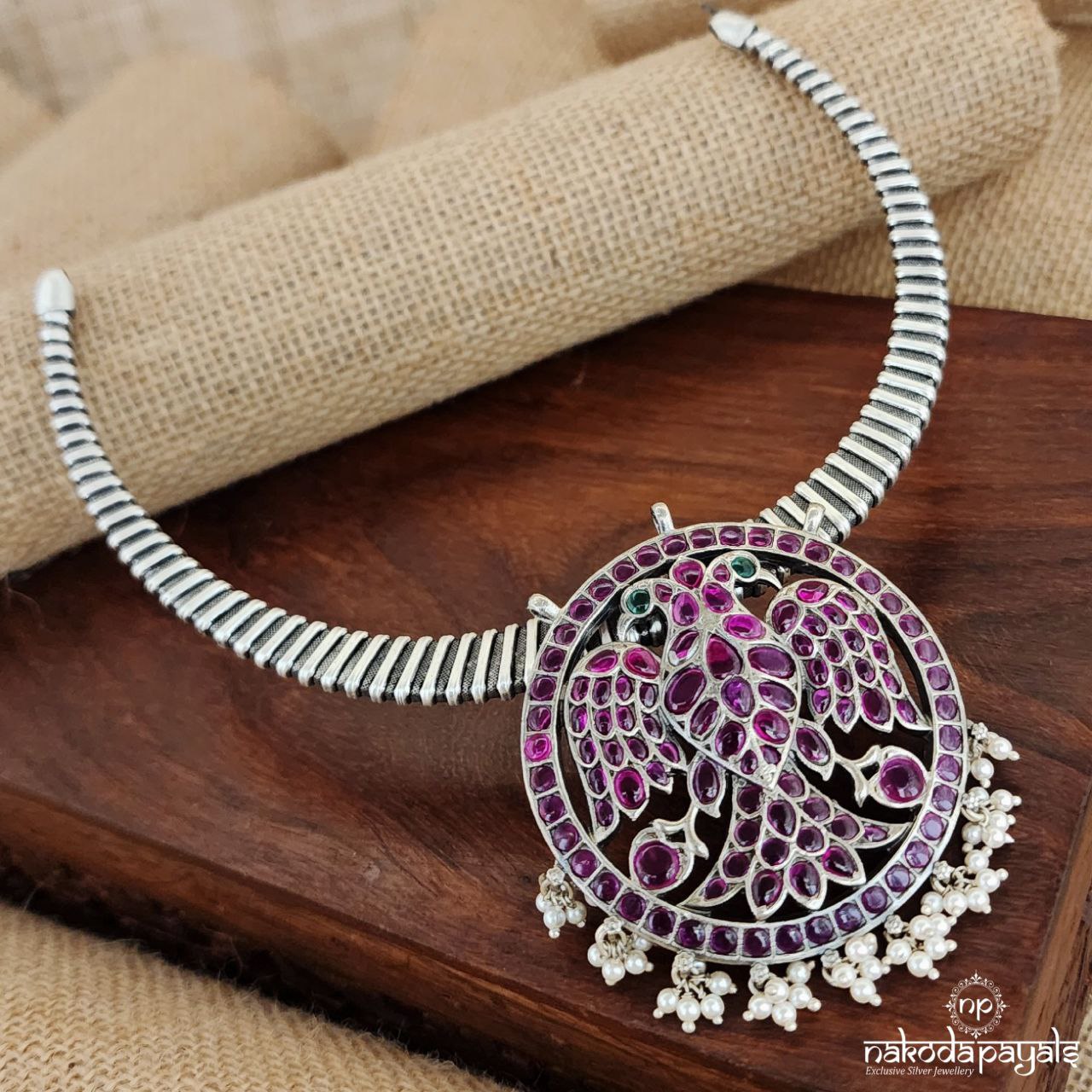 Twin Peacock Red Hasli (N10247) – Nakoda Payals