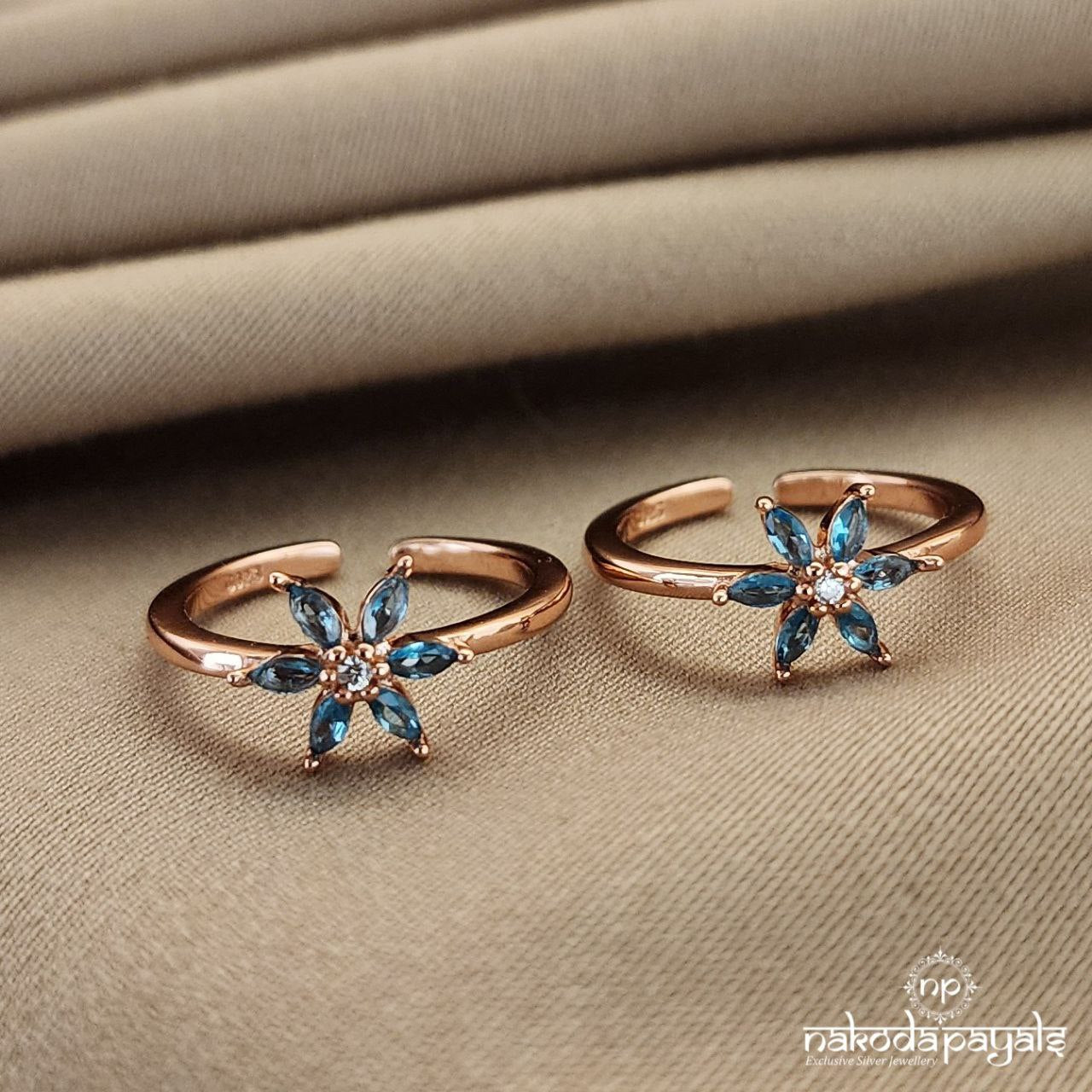 Blue Flower Rose Gold Toerings (T4379) – Nakoda Payals