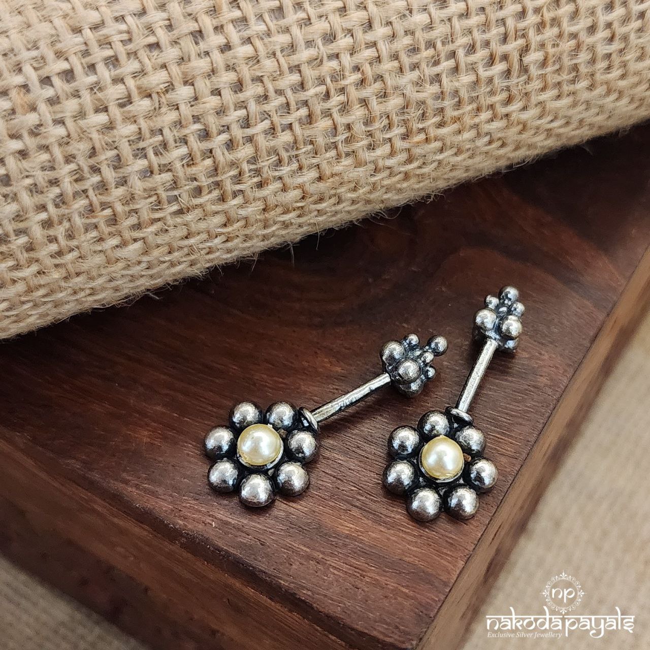 Pearled Flower Bugadi (St2951) – Nakoda Payals